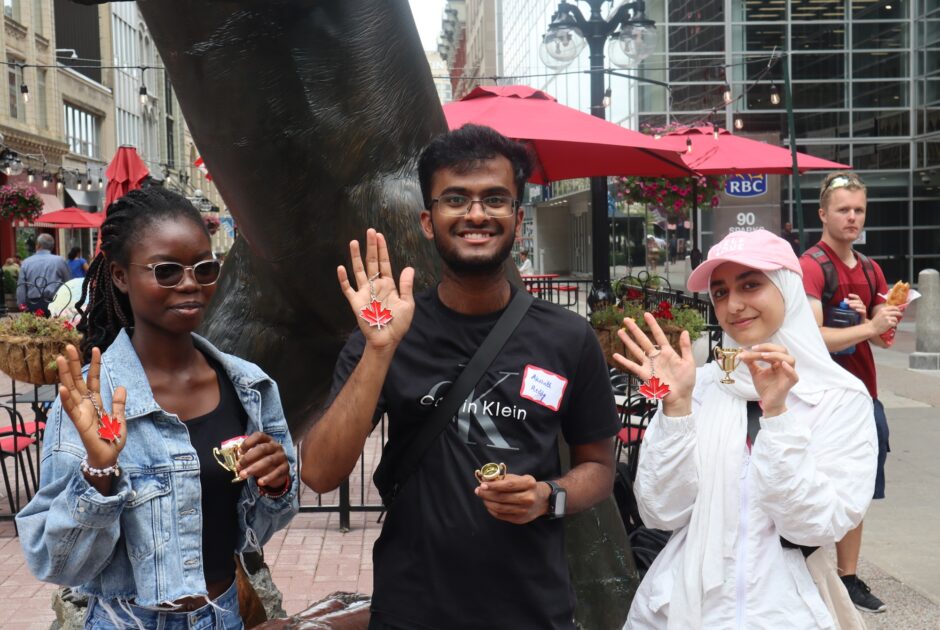 AC students scour the Hill for scavenger hunt clues – Algonquin Times
